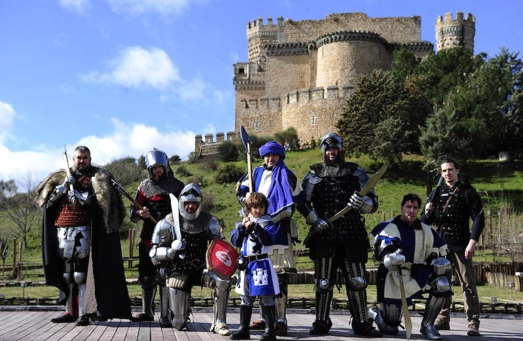 Disfruta de un combate medieval en el castillo de Manzanares el Real ...